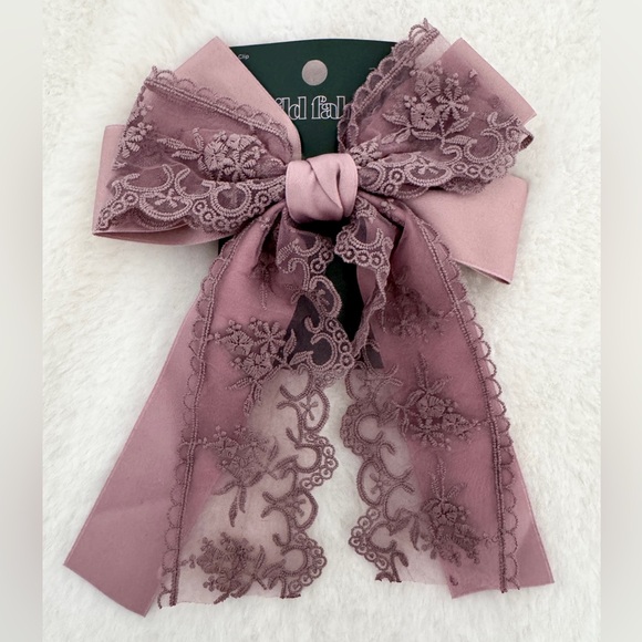Wild Fable Hair Clips